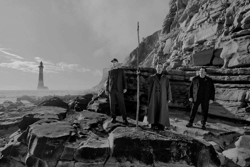 UK Alt-Rock Icons bôa Return with 'Whiplash', Their First Album in Over ...